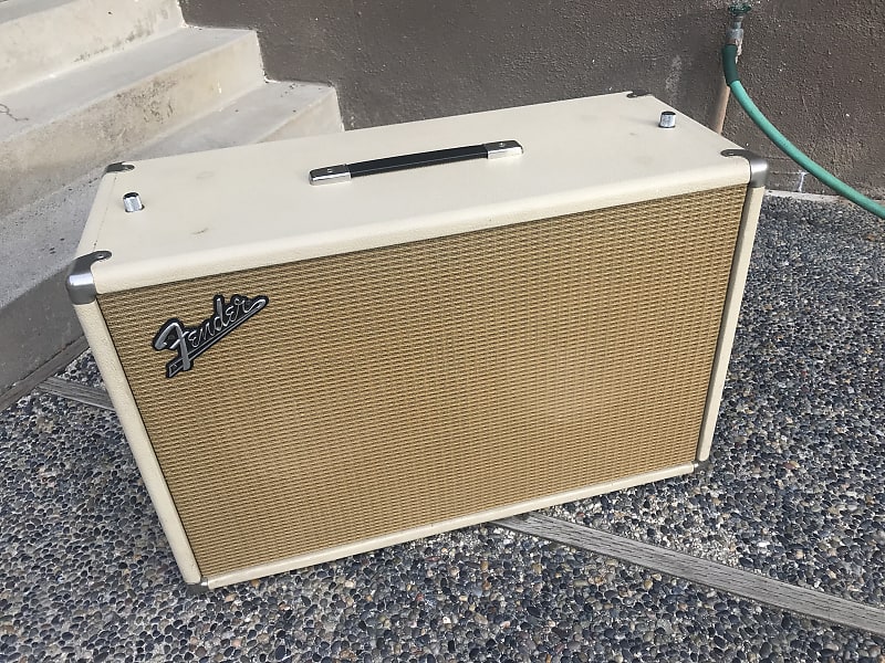 1963 Fender Tremolux 2x10 Cabinet NICE | Reverb