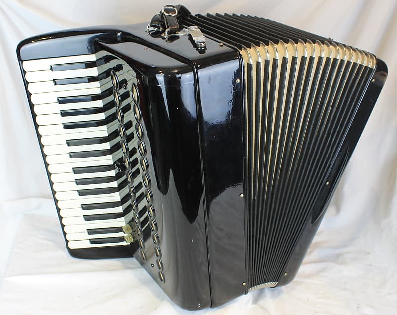 7198 - Black Sano Bass Accordion 34 | Reverb UK