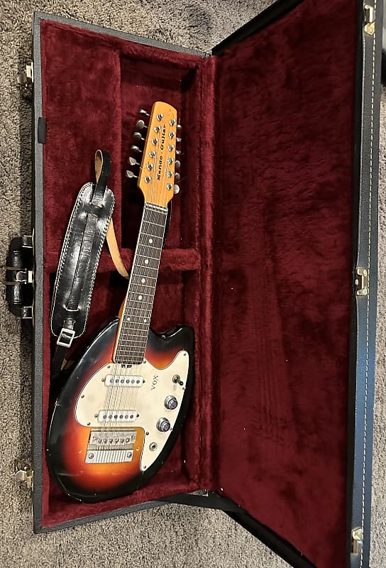 Vox Mando Guitar 1967 - Sunburst | Reverb