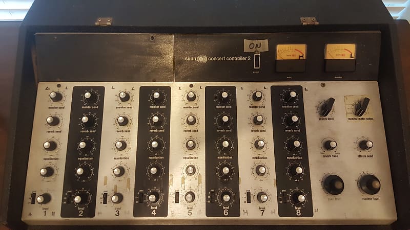 Sunn Concert Controller II (2) Powered Mixer | ~1970 | Good | Reverb