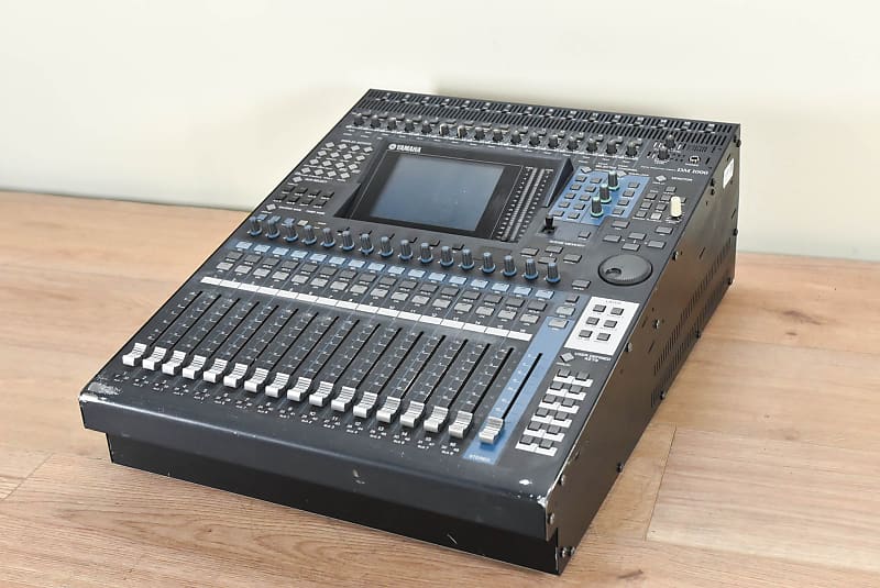 Yamaha DM1000 48-Channel Digital Audio Mixer CG0012B | Reverb UK