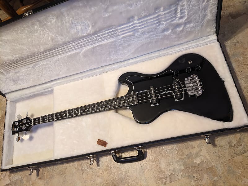 Gibson Krist Novoselic Rd Bass Reverb