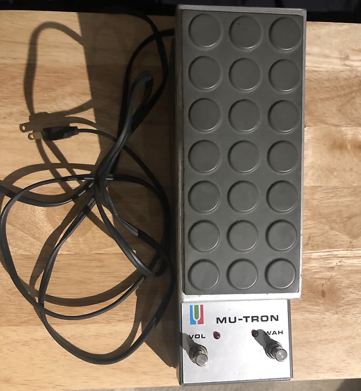 Musictronics Mu-Tron C-200 volume/Wah pedal | Reverb