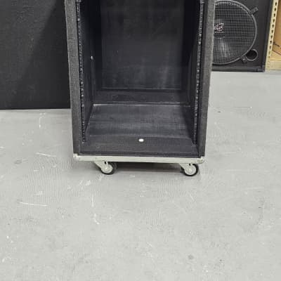 Odyssey CRP18W Pro 18U Carpet Amp Rack Case DJ Equipment Case | Reverb