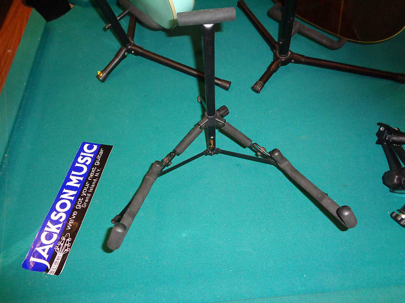 Fender Collapse Portable Acoustic Guitar Stand | Reverb