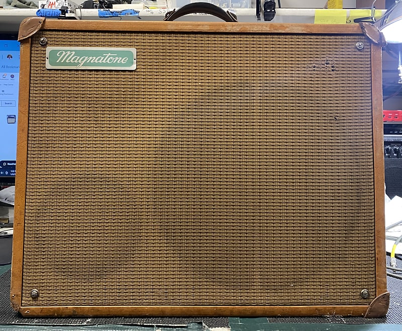 Magnatone Triplex 180 | Reverb