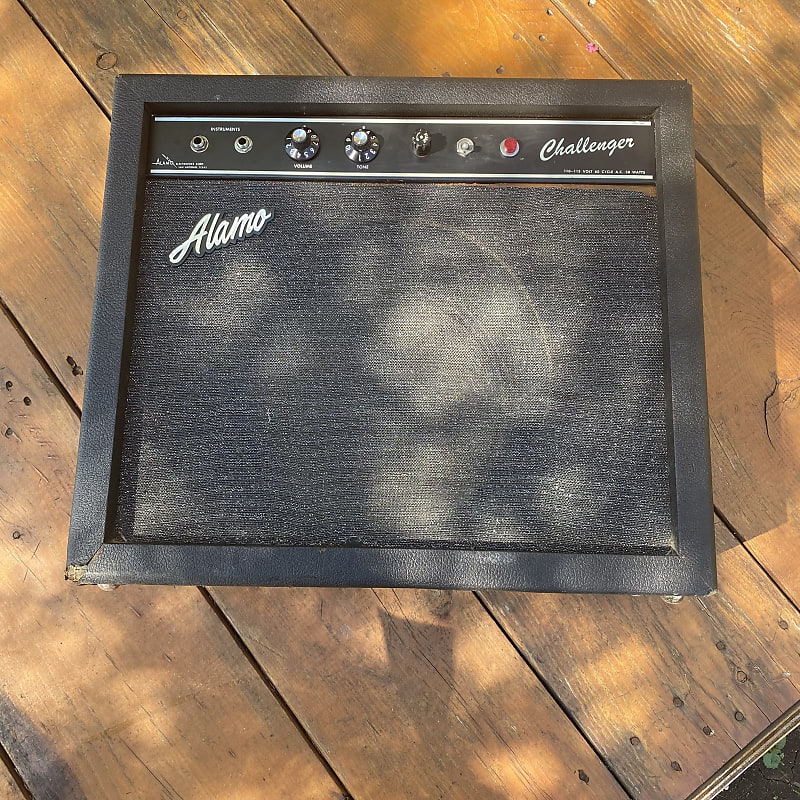 Vintage Alamo Challenger Tube Guitar Amp 2562 ca late 60's | Reverb