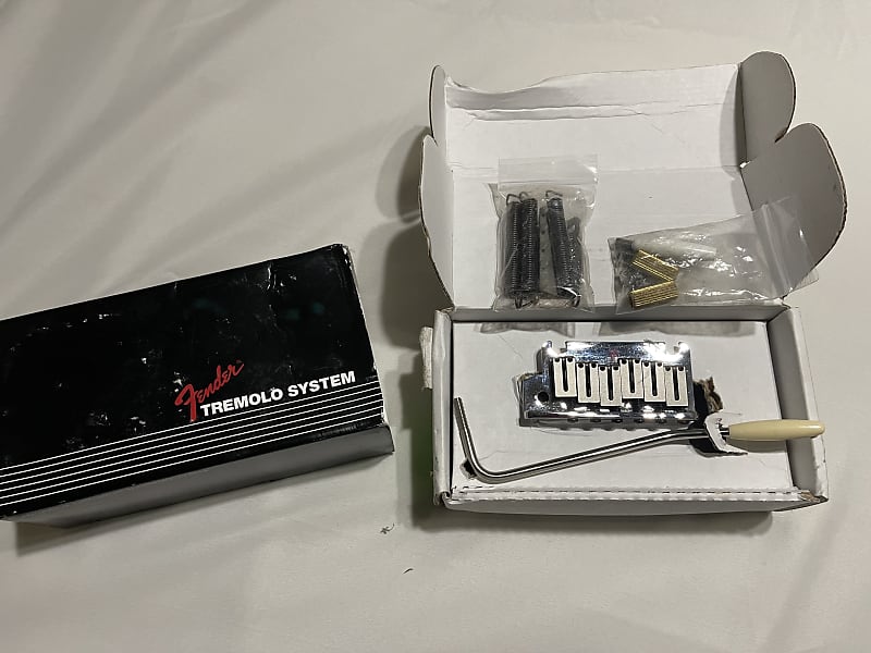 Fender American Deluxe Stratocaster Left-Handed Bridge | Reverb