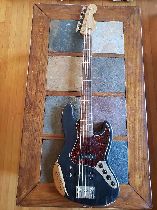 Fender Jazz Bass Deluxe V 5 String MIM relic 2000 black | Reverb