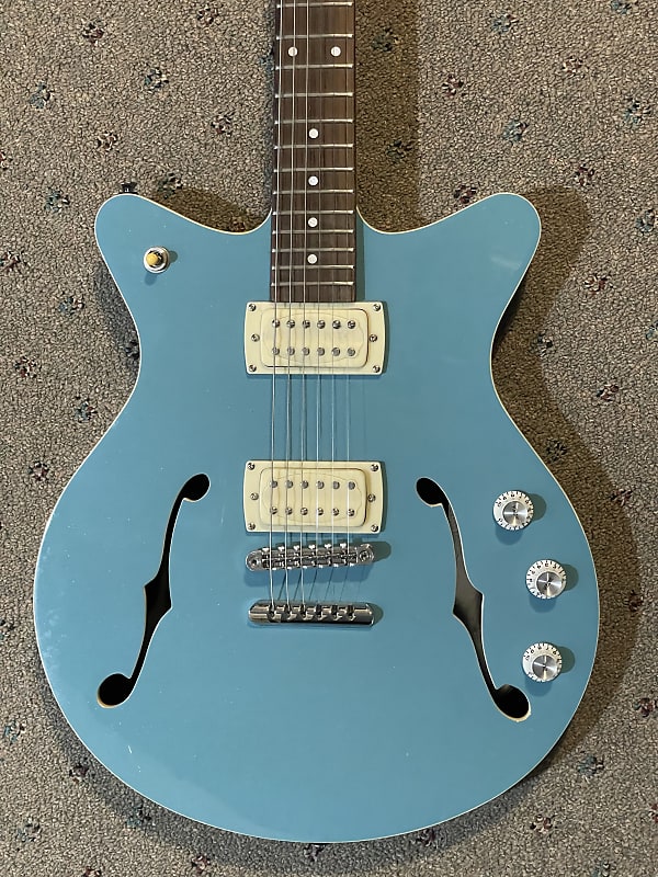 First Act Delia 2000’s - Gloss | Reverb