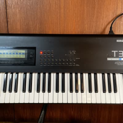 Korg T3 EX Music Workstation Synthesizer New Internal | Reverb France