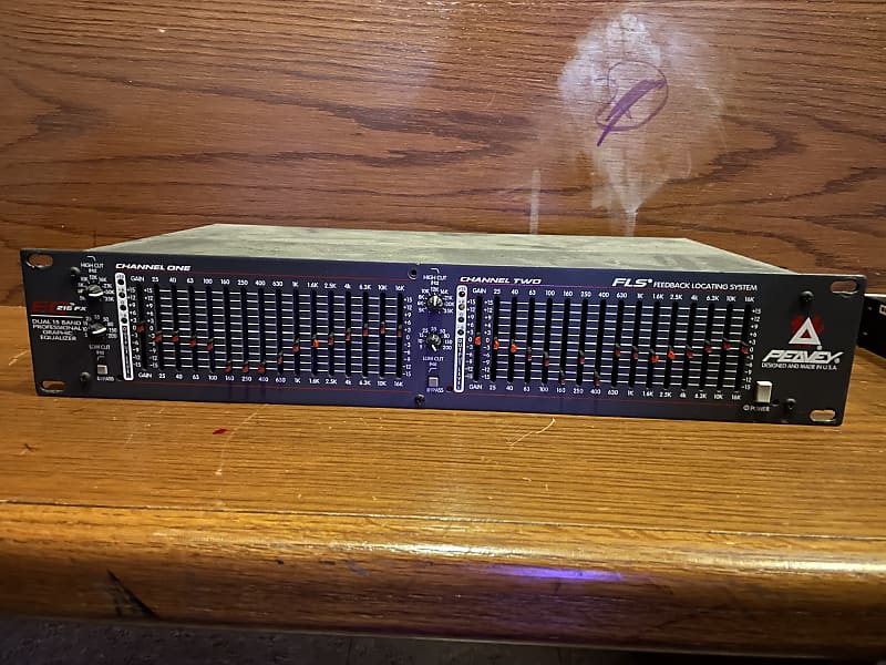 Peavey EQ 215 FX Dual 15 Band Professional Graphic Equalizer | Reverb