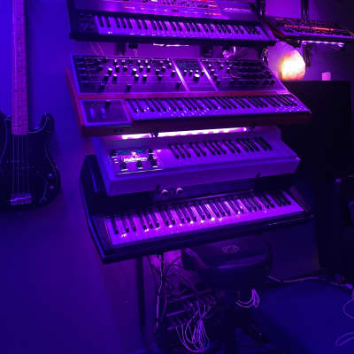 Standtastic TK100 & VF-1 Synth Wall Mount kit | Reverb