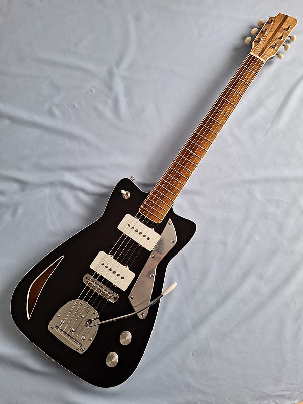 LB.Instruments LB05 2022 Semi-hollow - Lollar Pickups | Reverb UK