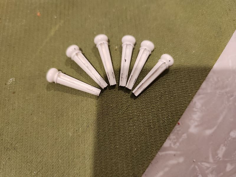 Martin Liquid Metal Pins ( white with red dots) 2020 - White | Reverb