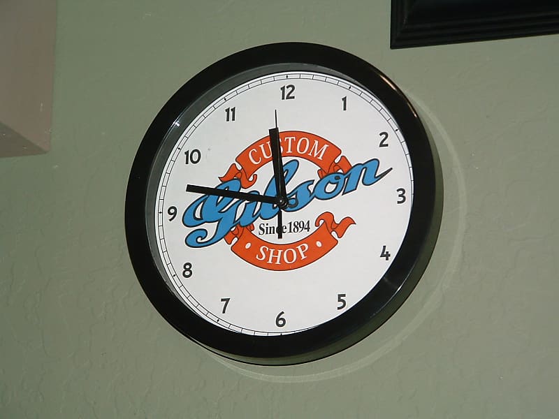 Gibson Studio wall.clock ..9" diameter...silent sweep...Black | Reverb