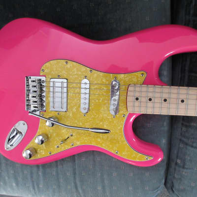 ~Cashified~ Kramer Stratocaster-Style Pink Rock 'n' Roller | Reverb