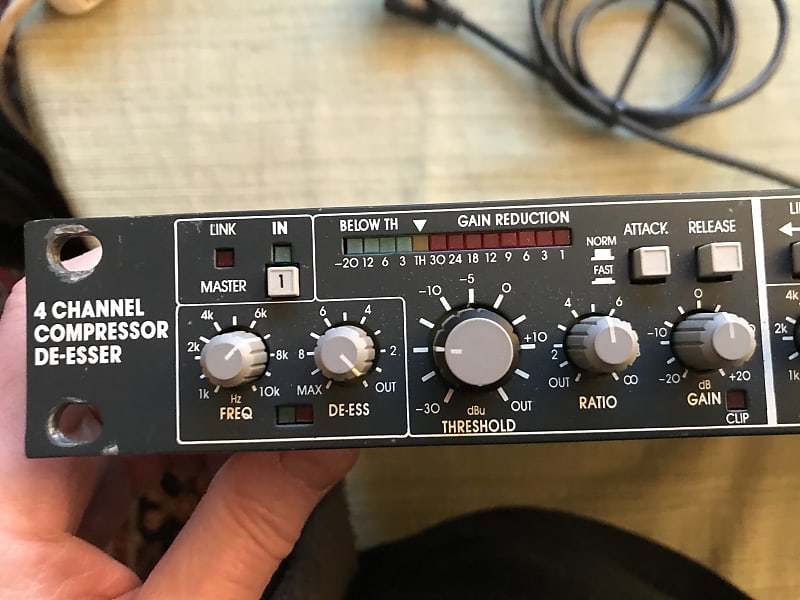 BSS DPR-404 | Reverb