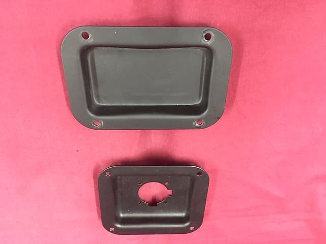 Elcom Black Metal Recessed Panel Dishes | Reverb