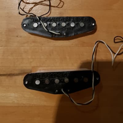 Red Rhodes Velvet Hammer VH1 Stratocaster pickup set | Reverb
