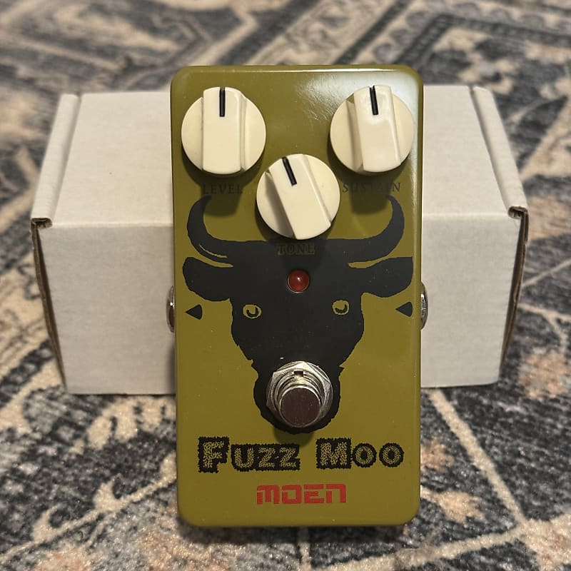 Moen AM-FZ Fuzz Moo Silicon Fuzz Pedal (Big Muff Clone) | Reverb