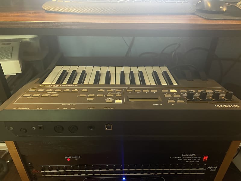 Yamaha KX25 Midi USB controller with DAW compatibility | Reverb