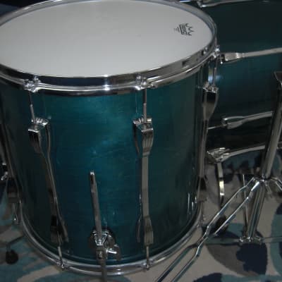 Ludwig Classic Maple 80s/90s Blue Shadow 6-ply shells with | Reverb