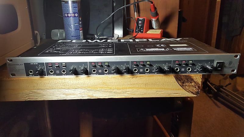 Behringer HA4000 Powerplay Headphone Distribution Amplifier | Reverb