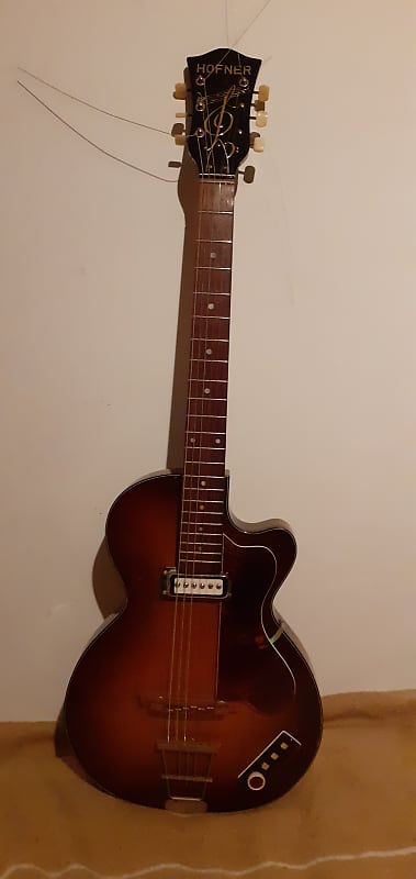 Hofner club 40 1961 pick up De Armond very good | Reverb
