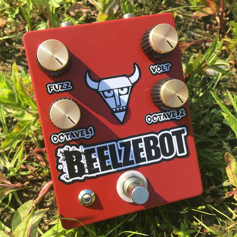 Futile Art FX Custom Shop 😈 Beelzebot 8-bit Octave Fuzz / | Reverb