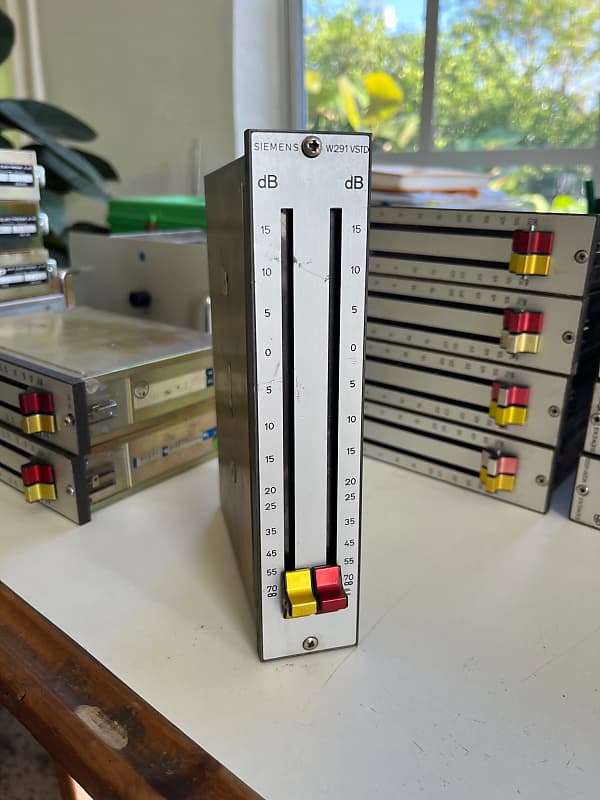 Siemens W291 VSTD Active Stereo Fader #12 | Reverb UK