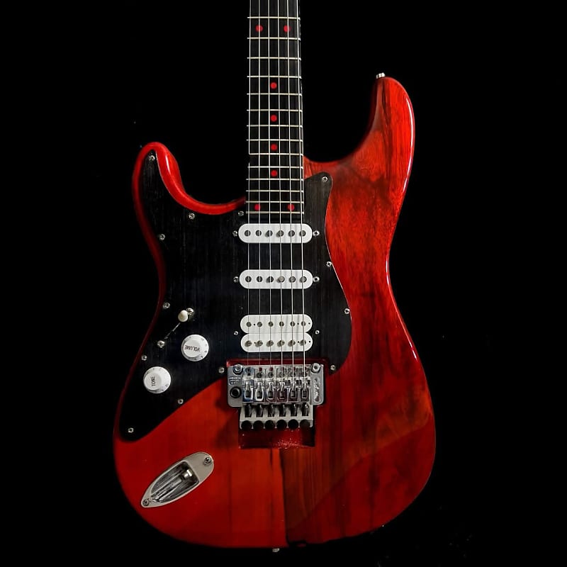 Felix Custom Guitars Super Strat 2025 - Translucid red | Reverb Italia