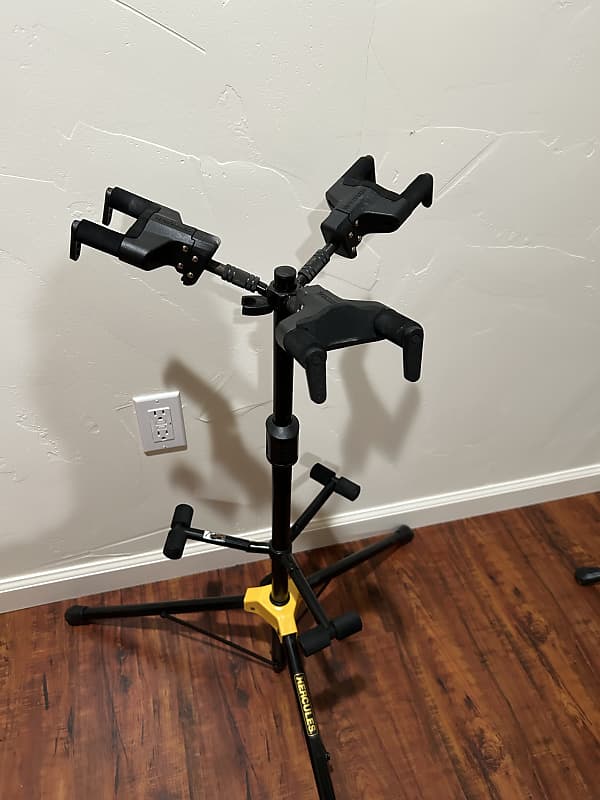 Hercules GS432BPlus PLUS triple guitar stand Series Universal | Reverb
