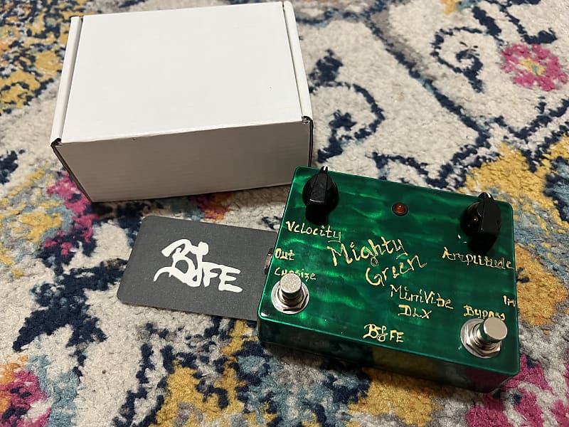 BJFE Mighty Green Mini Vibe Deluxe | Reverb