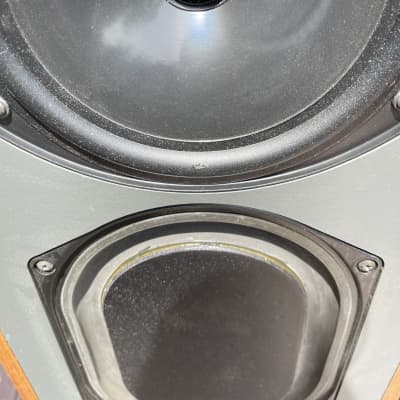 KEF 204 Vintage 2 way loudspeakers | Reverb