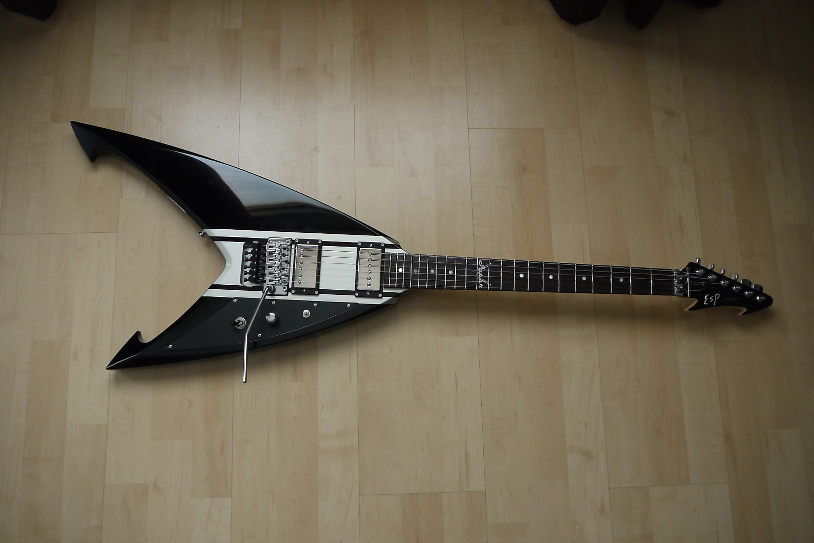 ESP Super V SE George Lynch Signature | Reverb Canada