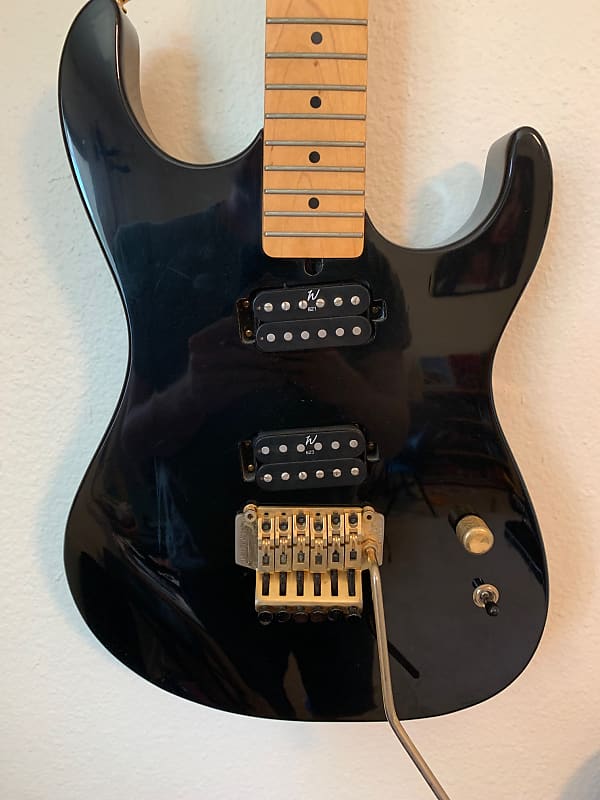 Washburn SS-40 1991-1993 Black w/ OHSC Steve Stevens | Reverb Washburn SS-40 1991-1993 Black w/ OHSC Steve Stevens | Reverb