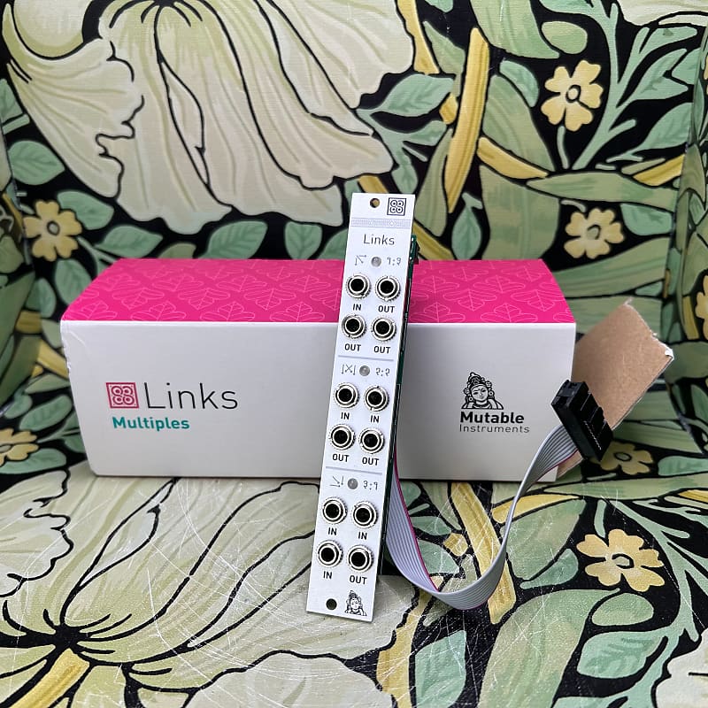 Mutable Instruments Links Utility Module | Reverb