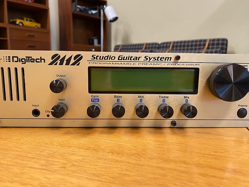 DigiTech 2112 Studio Guitar System Preamp/processor with dual | Reverb
