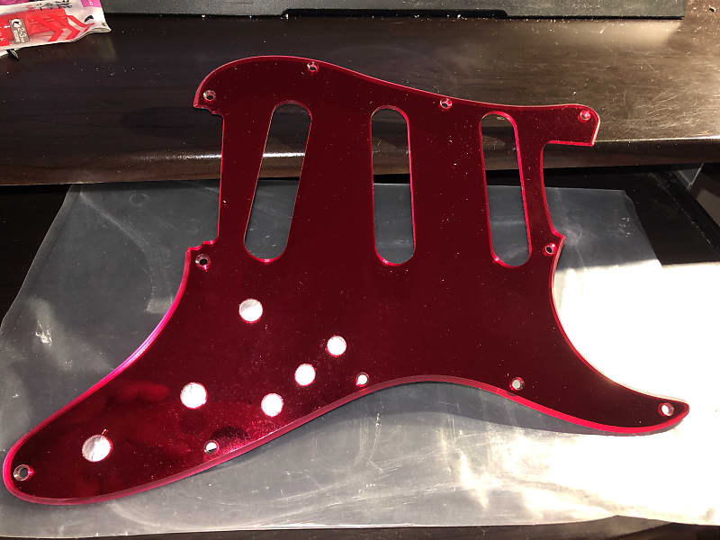 Wd music 83-84 fender stratocaster elite red mirror pickguard | Reverb
