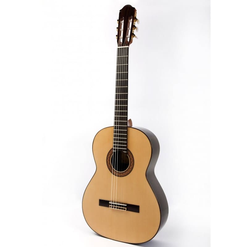 Raimundo 130 Classical Guitar | Reverb UK