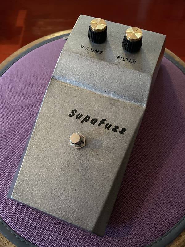 2019 Castledine Electronics MK1 Supa Fuzz Replica Olivetti 3x | Reverb