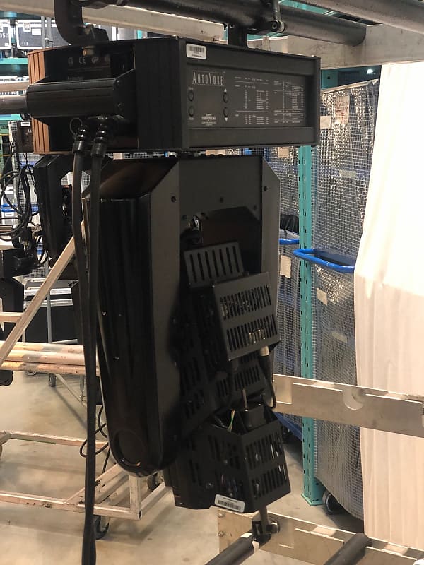 City Theatrical AutoYoke for Source Four Leko with Fixture | Reverb