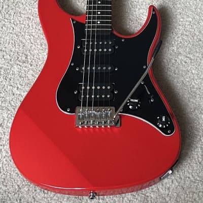 Beautiful Yamaha RGZ121P 1991 - Vivid Red With Hard Shell | Reverb