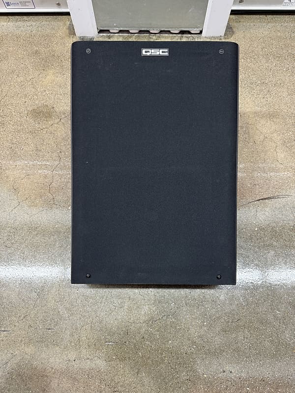 QSC SR-8200 Cinema Surround Speaker | Reverb