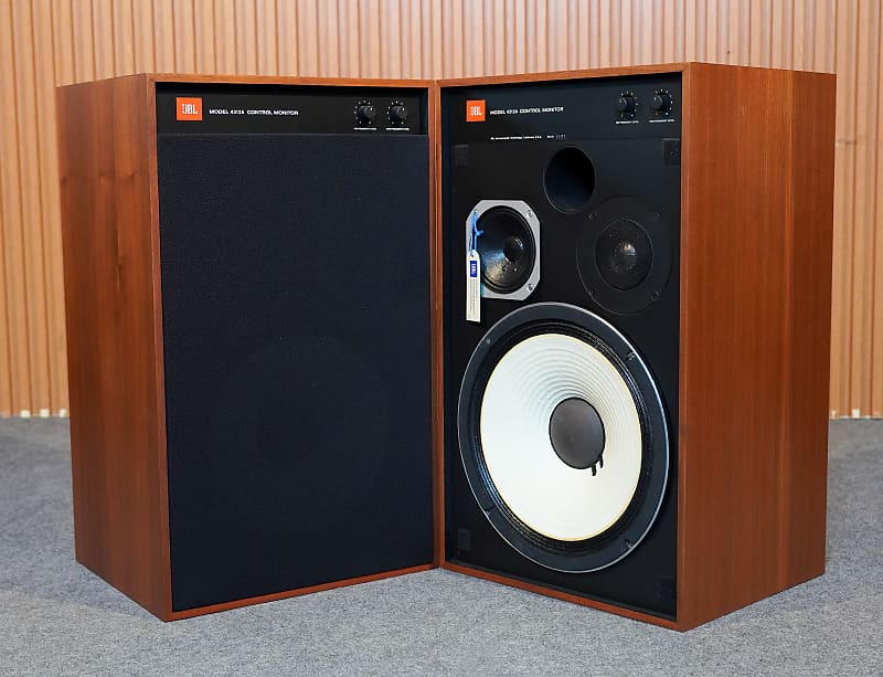 NEAR MINT JBL 4312A MONITORS – 1-YEAR WRT – BALANCED MONITOR | Reverb