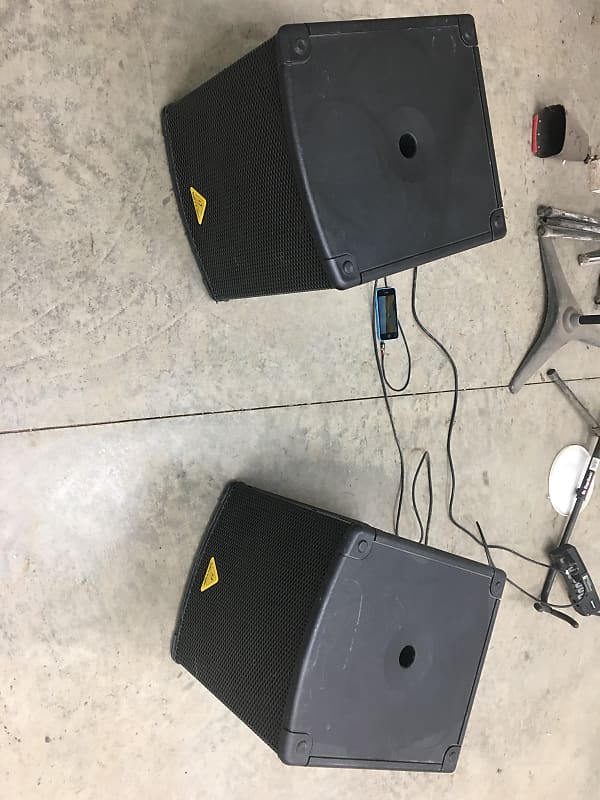 Behringer Eurolive B1200D PRO 500-Watt 12 Behringer Eurolive B1200D PRO 500-Watt 12