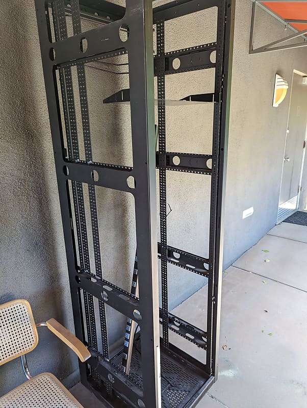 28U It Network Post Server Rack 19" Open Frame 24"Deep 800MM | Reverb