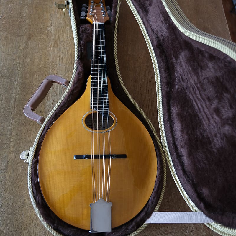 Old Wave A4 Mandolin 2008 Amber | Reverb