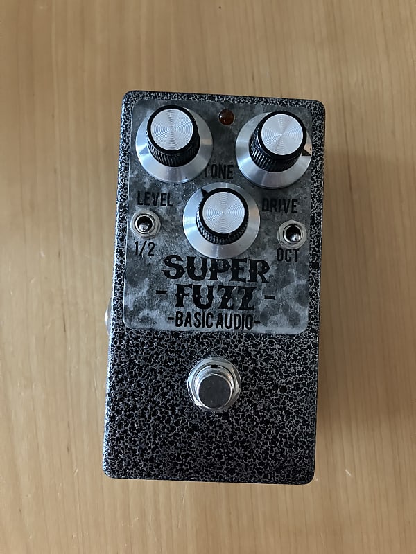 Basic Audio Super Fuzz | Reverb